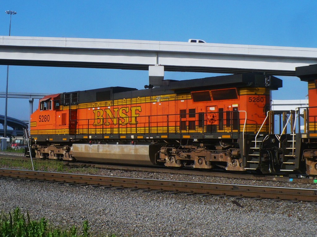 BNSF 5280